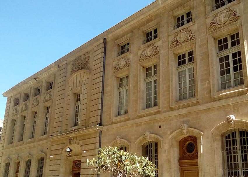 Avignon et la Provence des Papes - Aixpert Guide en provence